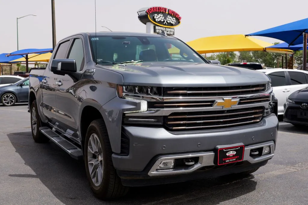 Used 2021 Chevrolet Silverado 1500 Crew Cab High Country Pickup 4D 5 3/ ...