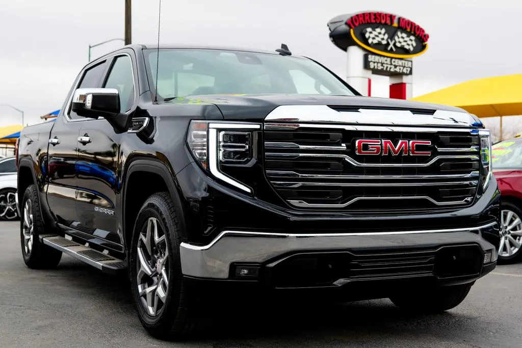 Used 2022 GMC Sierra 1500 Crew Cab SLT Pickup 4D 5 3/4 ft for sale in ...