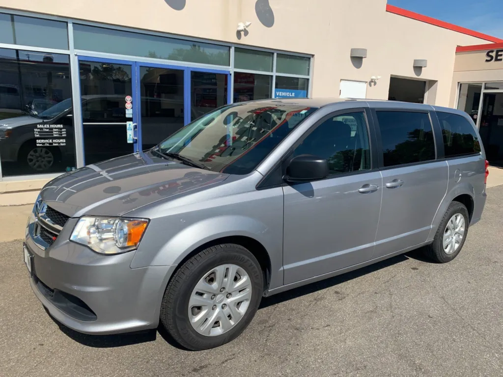 Used 2018 Dodge Grand Caravan SE for sale in Meriden, CT at Star Auto ...