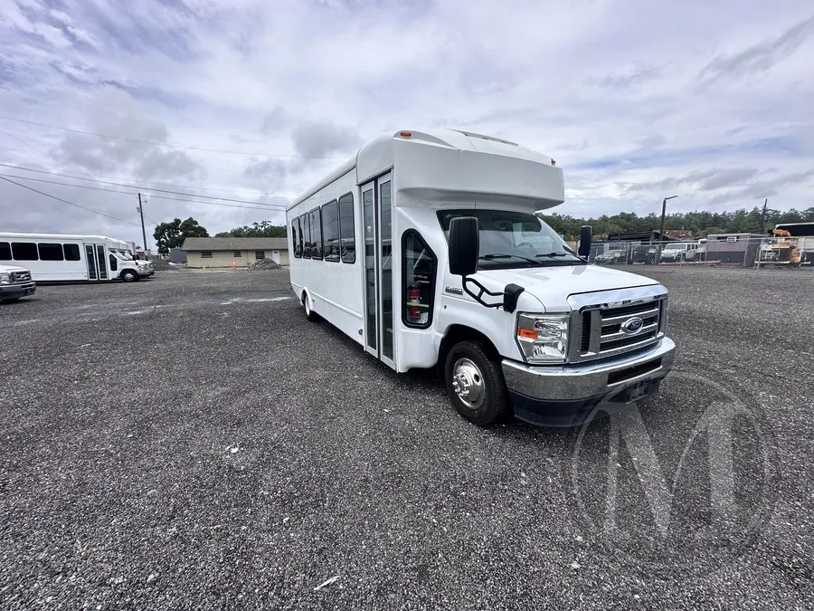 Used 2022 Glaval UNIVERSAL for sale in Orlando, FL | VIN: 1FDFE4FN7NDC25906