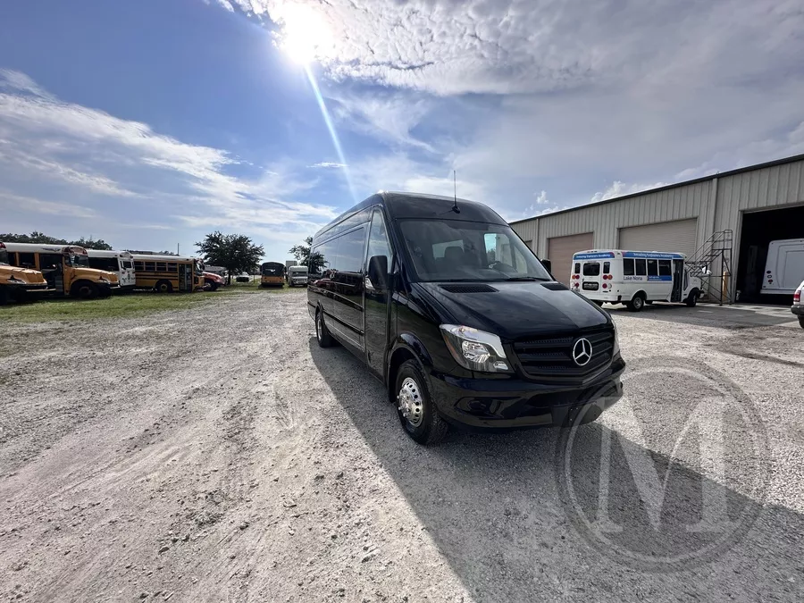 Used 2017 LA West Sprinter for sale in Irving, TX | VIN: LA18001