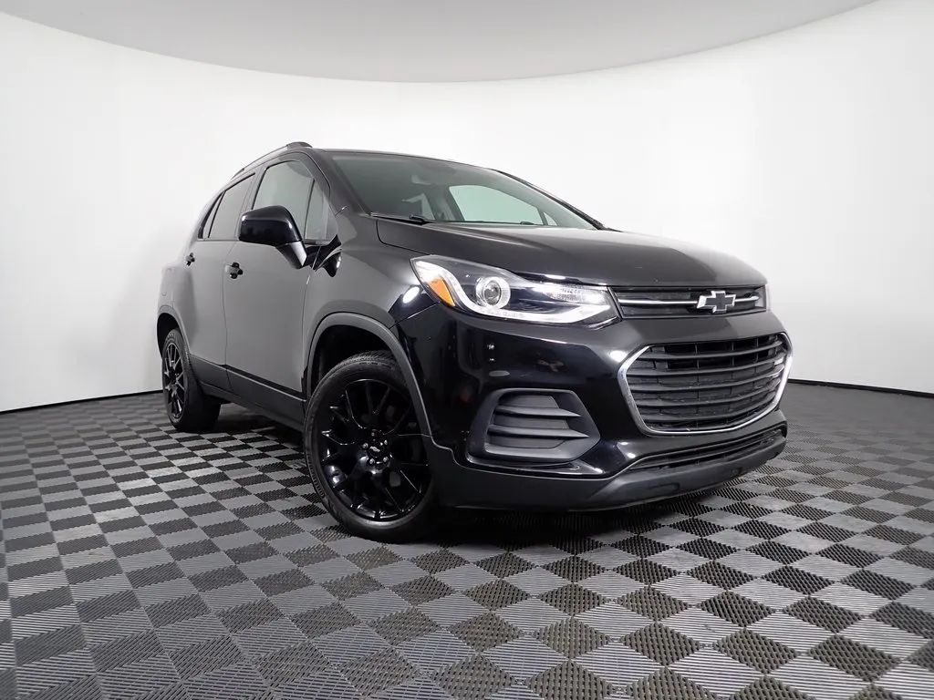Used 2022 Chevrolet Trax LT for sale in Logan, OH at Don Wood ...