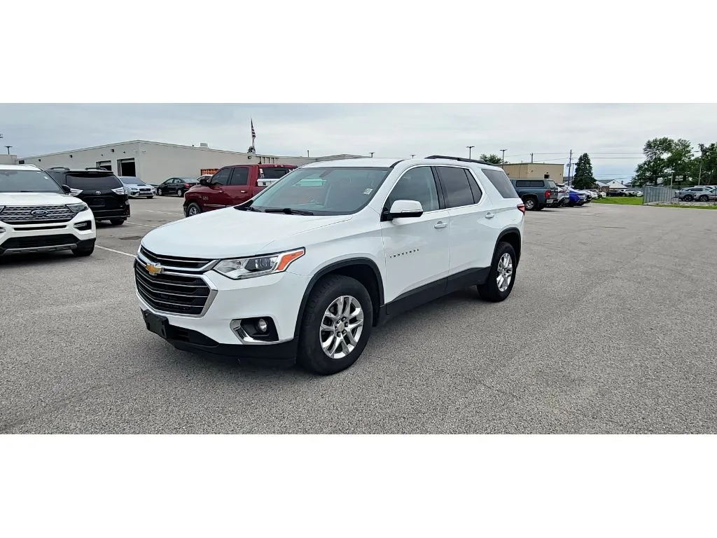 Used 2019 Chevrolet Traverse LT Cloth for sale in Terre Haute, IN at ...
