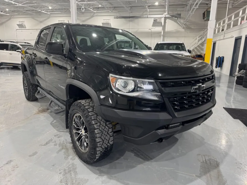 Used 2019 Chevrolet Colorado ZR2 for sale in Troy, MI at 8-11 Motor ...