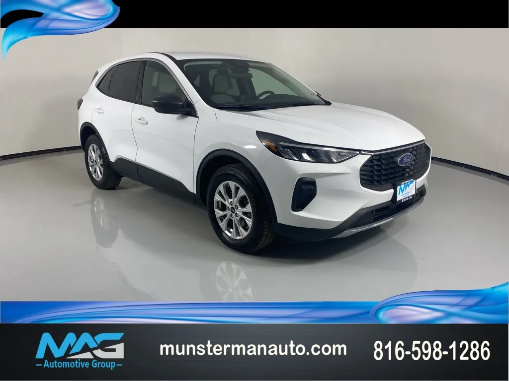 Used 2023 Ford Escape Active for sale in Blue Springs, MO at Munsterman ...
