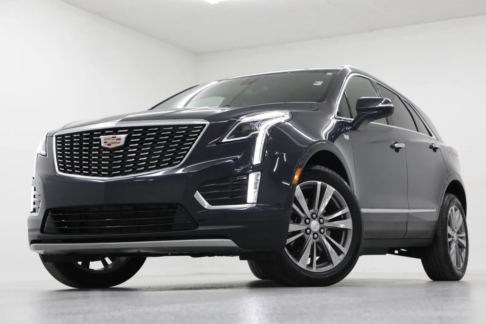 Used 2025 Cadillac XT5 Premium Luxury for sale in Clinton, MO at Jim ...
